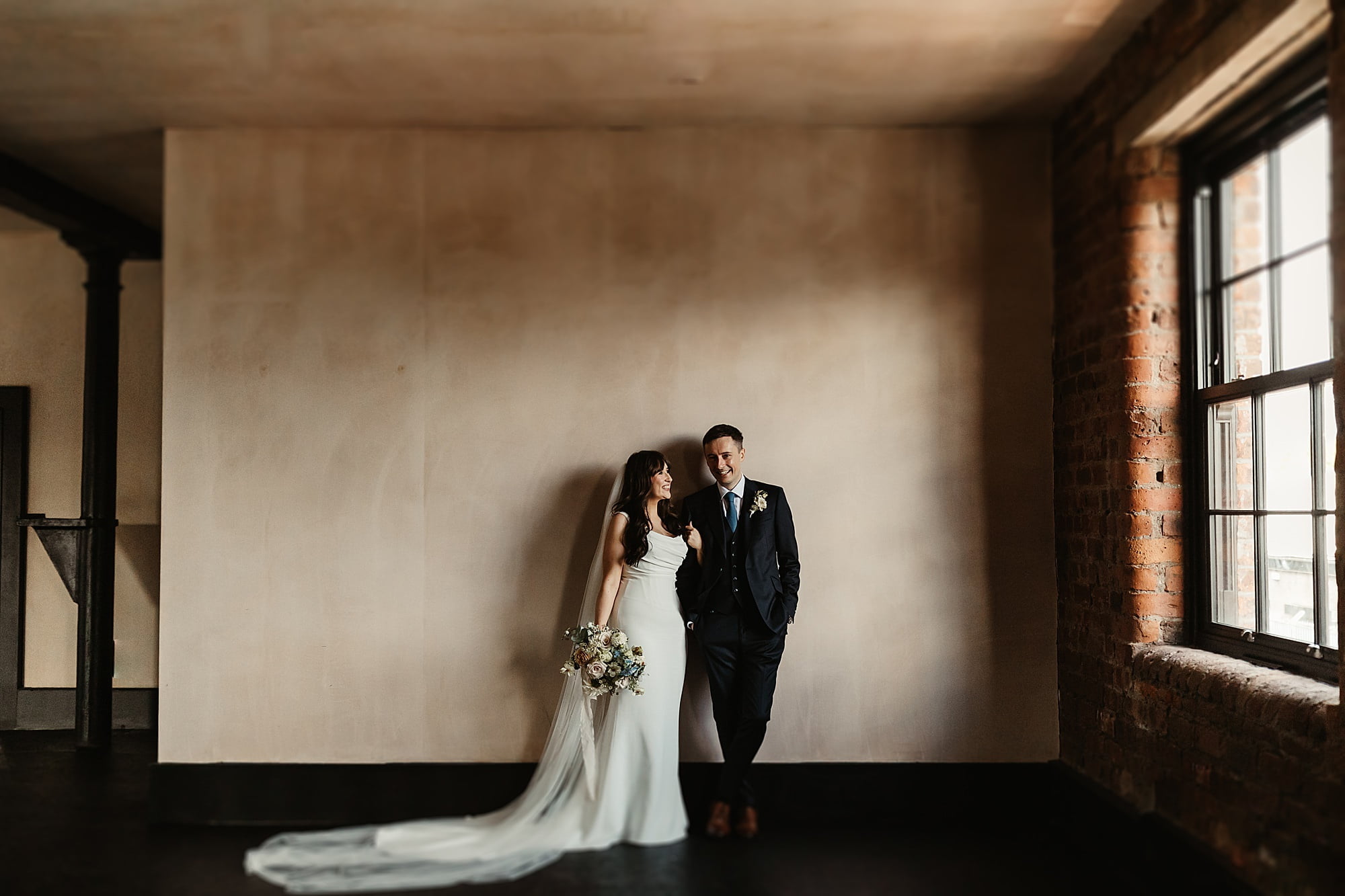 EMMA + GREG // THE ENGINE WORKS - Emma Lawson Photography